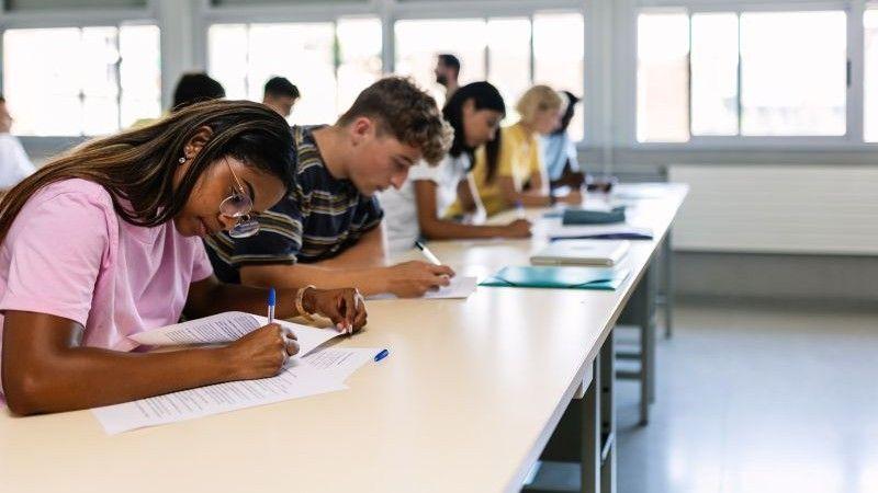 Scolarité -Brevet et baccalauréat 2026 : des épreuves annulées au ...